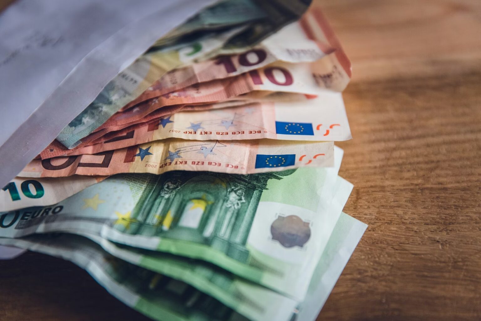 ETIAS 2026: The New Requirement for Entering France - Lexcase Immigration
